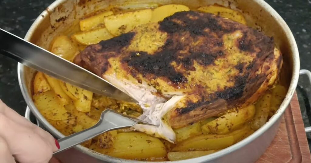 Pernil Assado com Batatas: Receita Fácil e Deliciosa